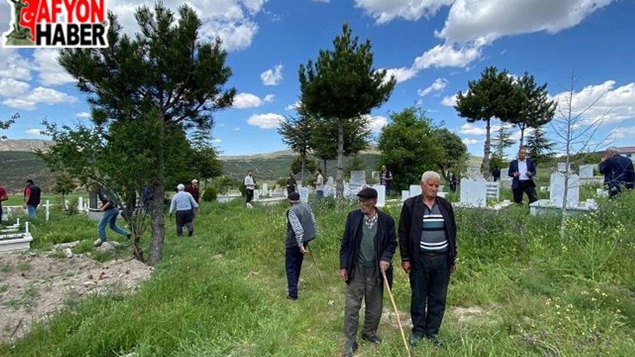 Köylüler mezarlık ve merada sondaj nöbetine başladı - Afyon Haber | Afyon haberleri | Afyon ...